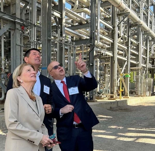 PHOTOS: Capito Celebrates Successful US Methanol Plant, Tours Encompass ...